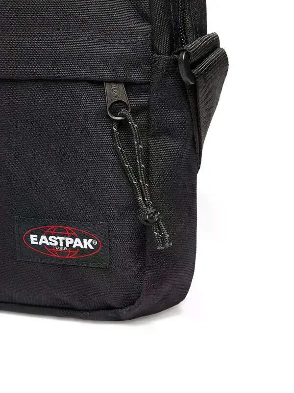 EASTPAK Buddy Zippered Messenger Bag