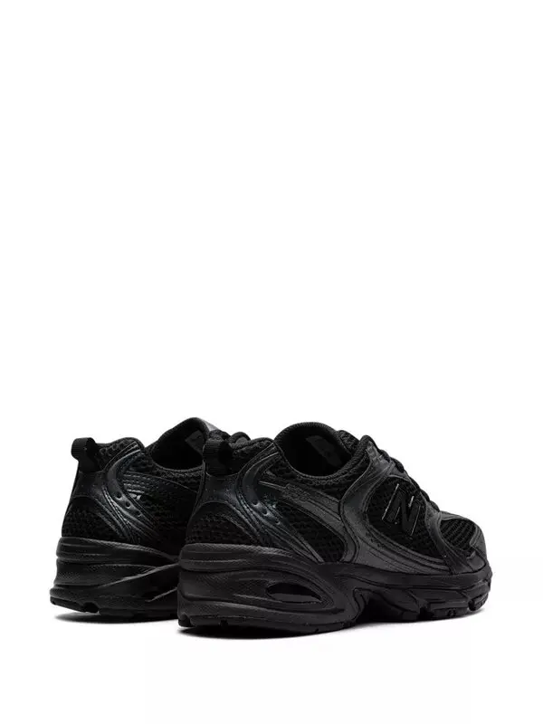 NEW BALANCE 530 Sneakers - Black