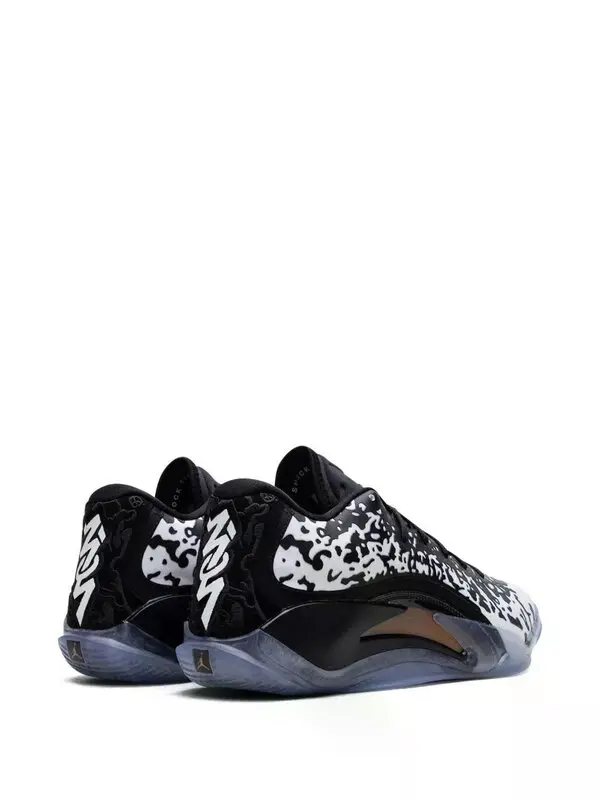 JORDAN Zion 3 Sneakers - Black