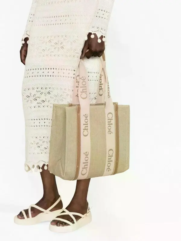 Chloé Medium Woody Tote Bag - Neutrals