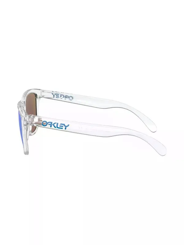 Oakley Frogskins Sunglasses - White