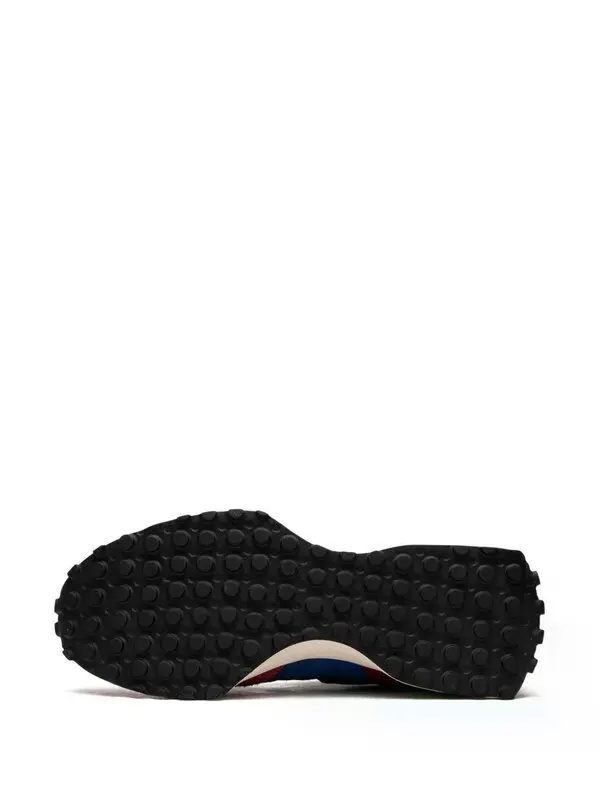 NEW BALANCE 327 Sneakers