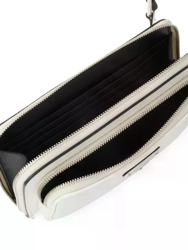 Prada Logo-plaque Leather Messenger Bag