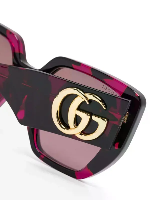 Gucci Oversize Sunglasses With Gold-tone Logo Plaque