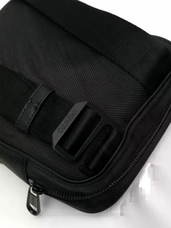 Calvin Klein Logo-stamp Messenger Bag
