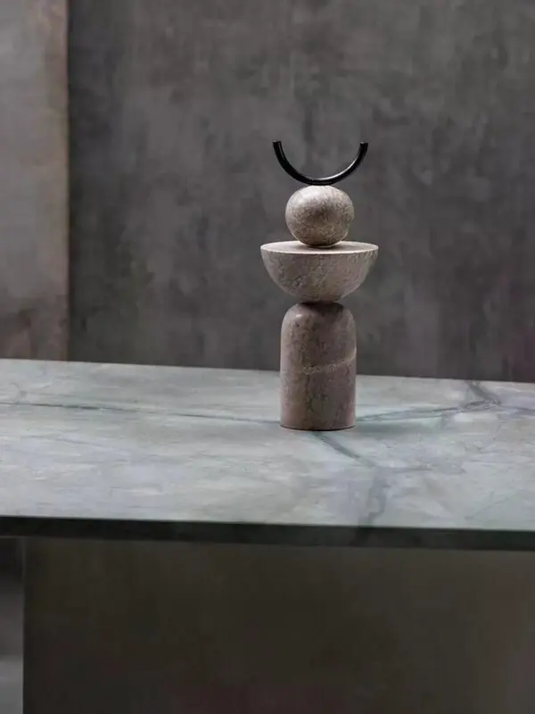 GARDECO Constantin Totem 1 Stone Sculpture