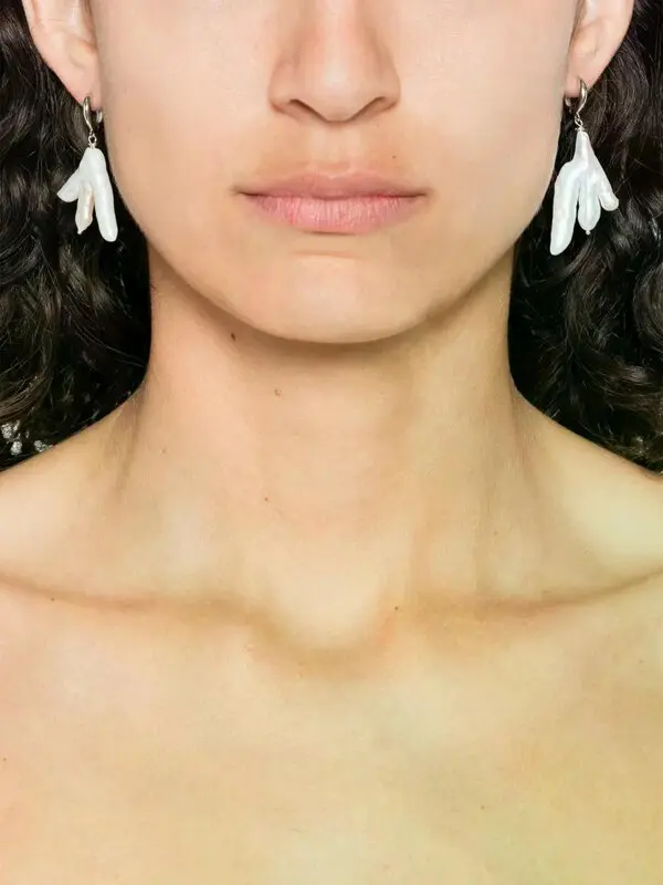 GOHAR WORLD Chicken Foot Pearl Drop Earrings