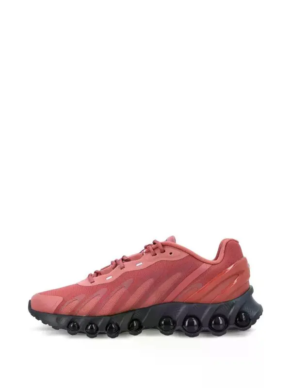 Nike Air Max Dn Mesh Panelled Running Sneakers - Orange
