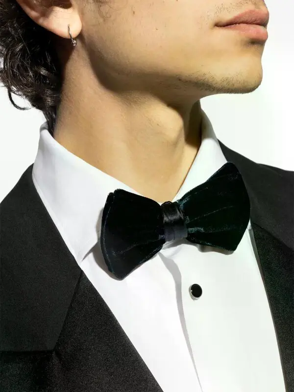 Giorgio Armani Hook-fastening Velvet Bow Tie