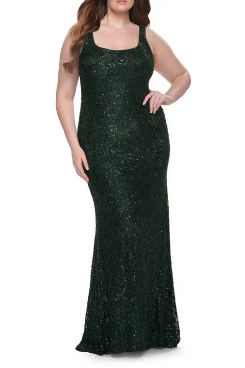La Femme Beaded Lace Fitted Dress With Square Neckline - Emerald