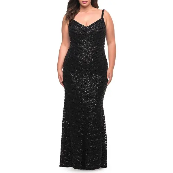 La Femme Sequin Gown With V-neck - Black