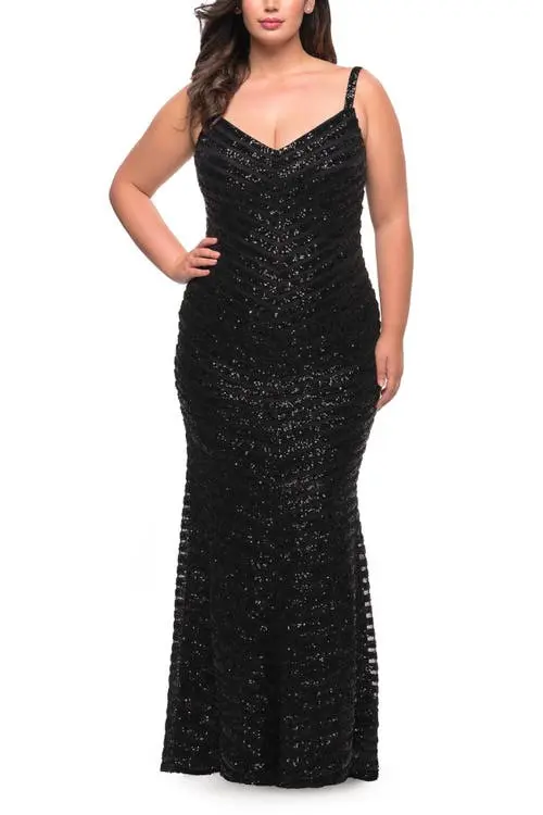 La Femme Sequin Gown With V-neck - Black