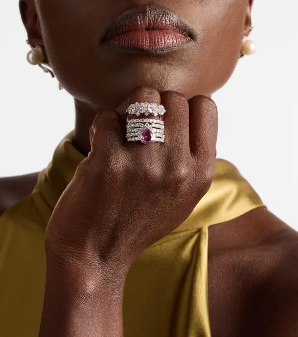 Yeprem 18kt White Ring With Diamonds And Sapphire