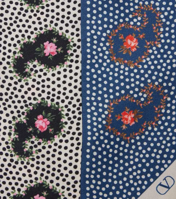 Valentino Garavani Escape Printed Silk Twill Scarf