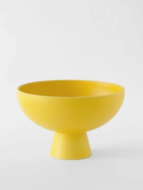 RAAWII Vases Lifestyle - Yellow