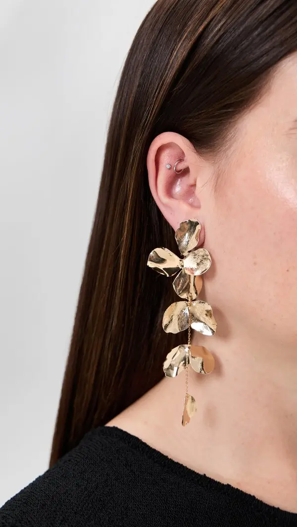 Shashi Ruellia Large Earrings - Gold