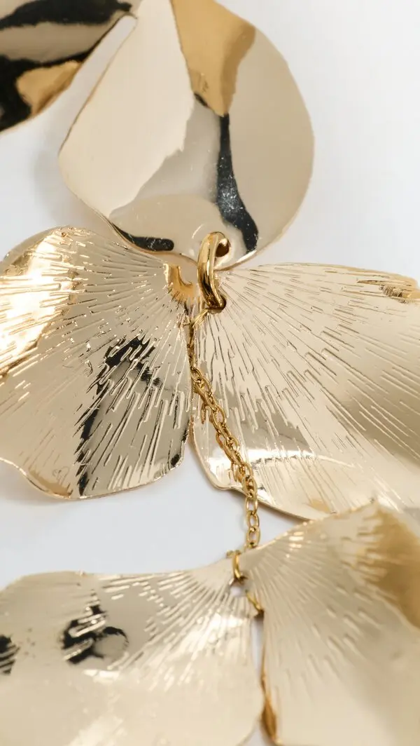 Shashi Ruellia Large Earrings - Gold