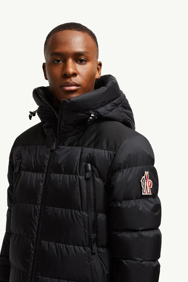 Moncler Camurac Hooded Down Jacket