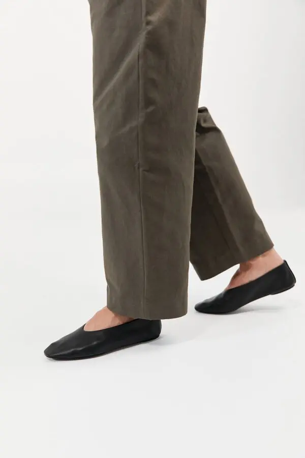 ST. AGNI Soft Glove Lambskin Ballet Flats