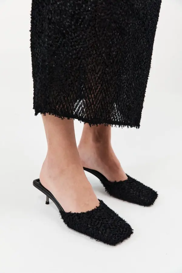 ST AGNI Feathered Square Toe Heel