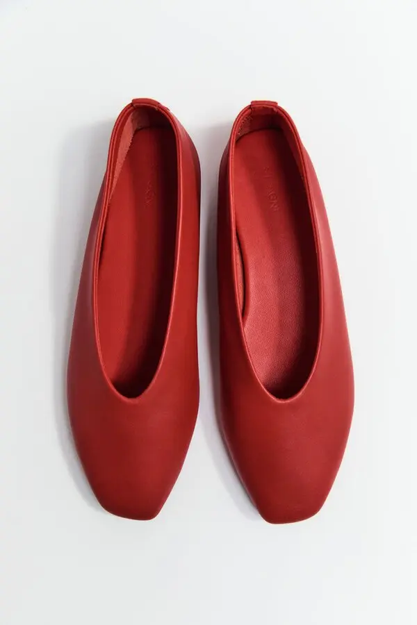 ST. AGNI Soft Glove Lambskin Ballet Flats