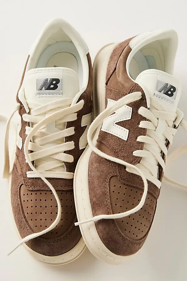 NEW BALANCE T500 Sneakers - Brown
