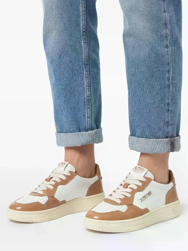 AUTRY Medalist Sneakers