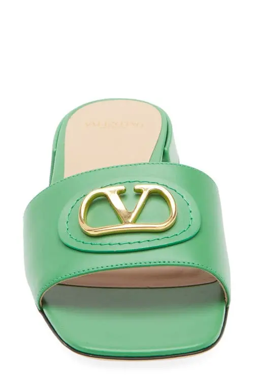 Valentino Garavani Vlogo Slide Sandal