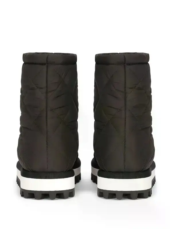 Dolce & Gabbana Quilted Snow Boots With Logo Detail