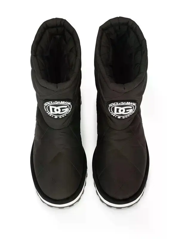 Dolce & Gabbana Quilted Snow Boots With Logo Detail