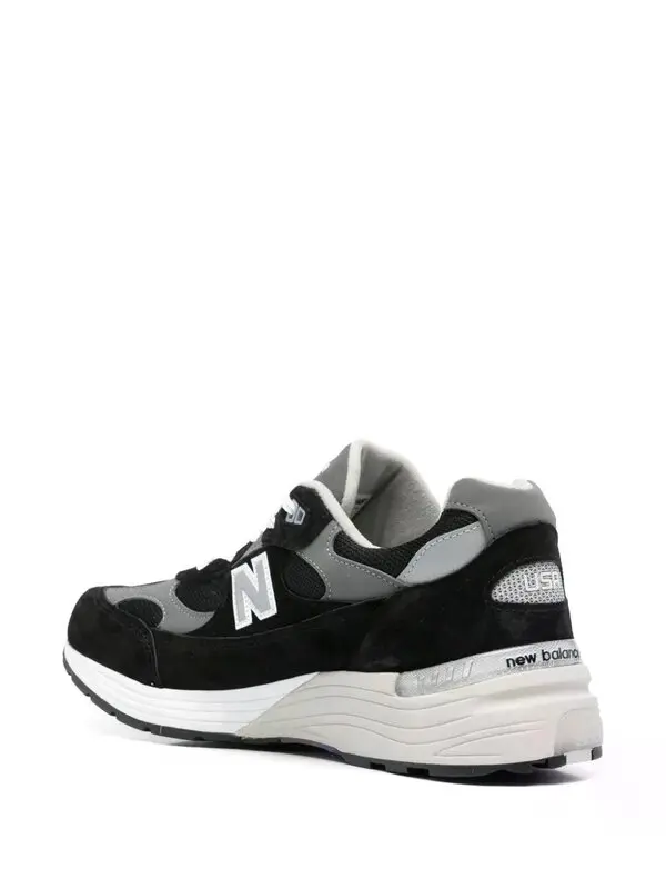 NEW BALANCE 992 Sneakers - Black