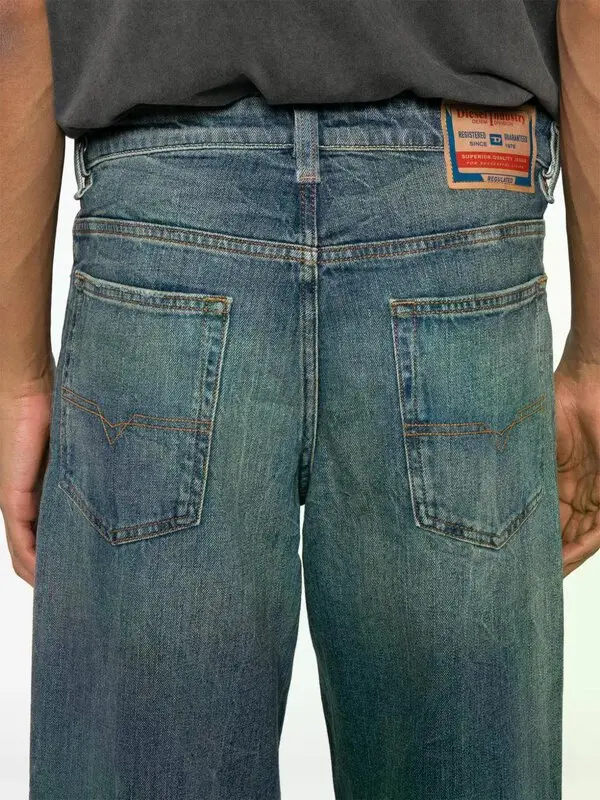 DIESEL® D-macro 2001 Jeans