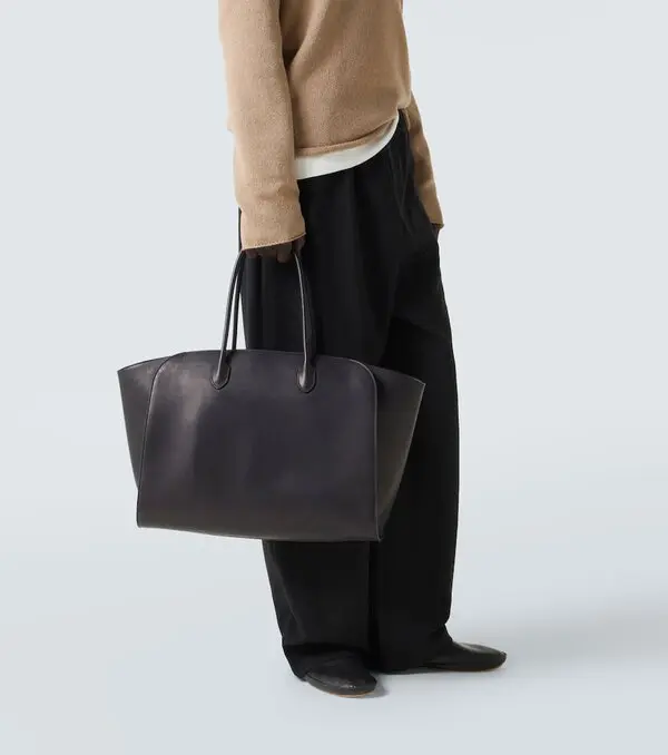 THE ROW Marlo Leather Tote Bag - Black