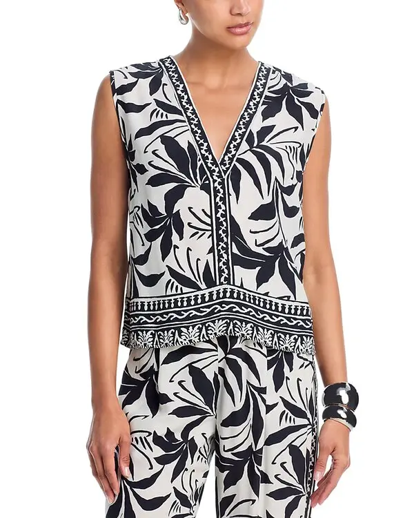 Velvet By Graham & Spencer Lindsay V-neck Top