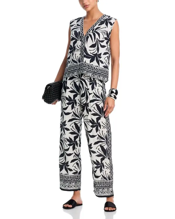 Velvet By Graham & Spencer Lindsay V-neck Top