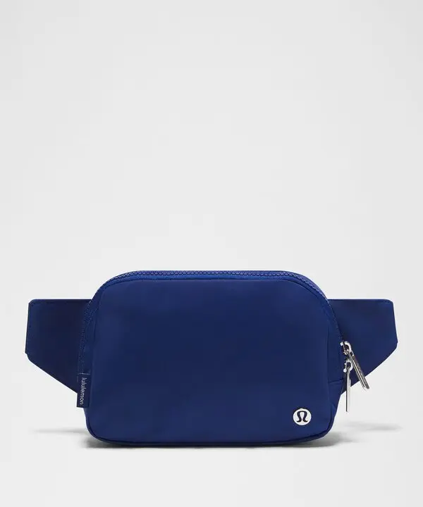 Lululemon Everywhere Belt Bag Large - Clubhouse Blue/silver