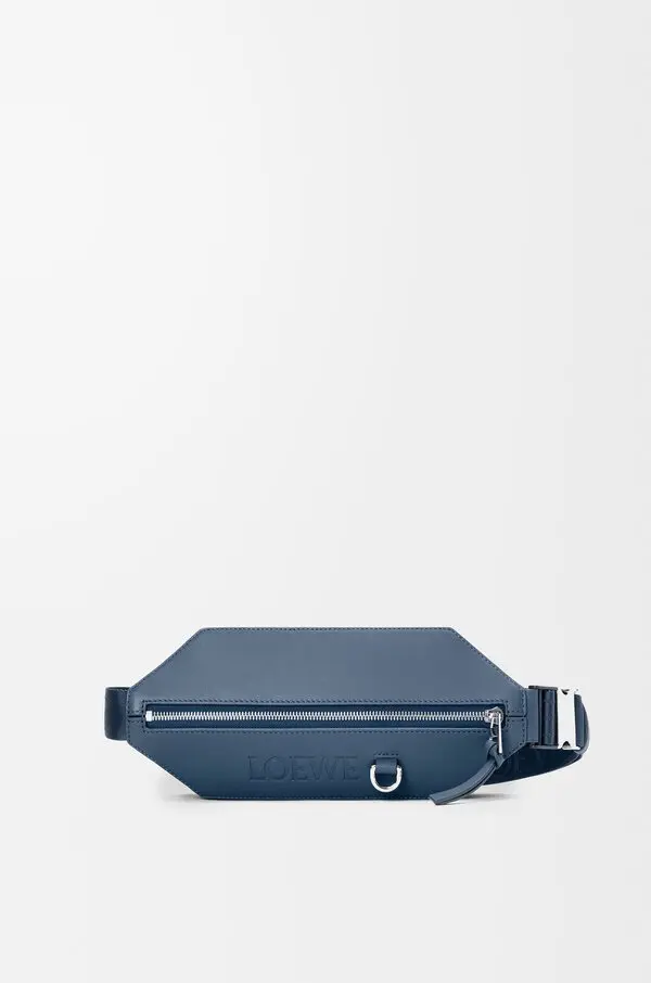 Loewe Convertible Sling In Classic Calfskin - Indigo Dye