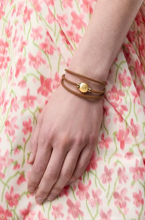 Loewe Anagram Pebble Bracelet - Warm Desert/gold