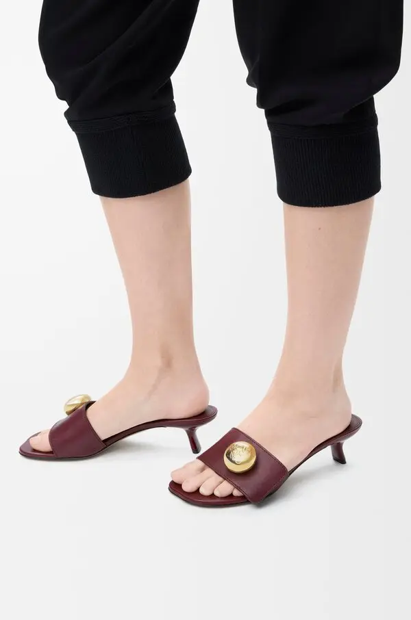 Loewe Pebble Leather Slides - Burgundy