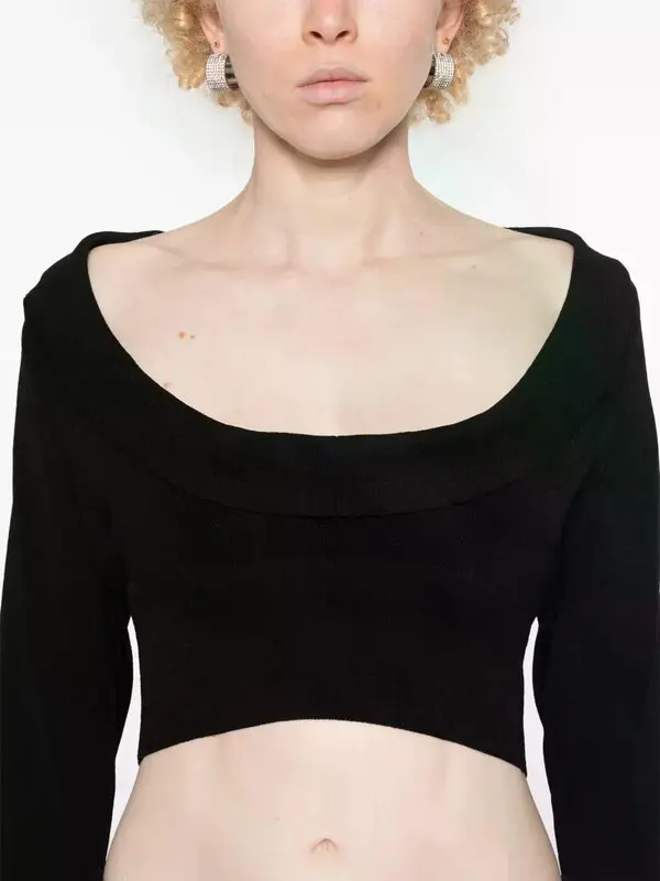ANDREĀDAMO Ribbed Cropped Long Sleeve Top