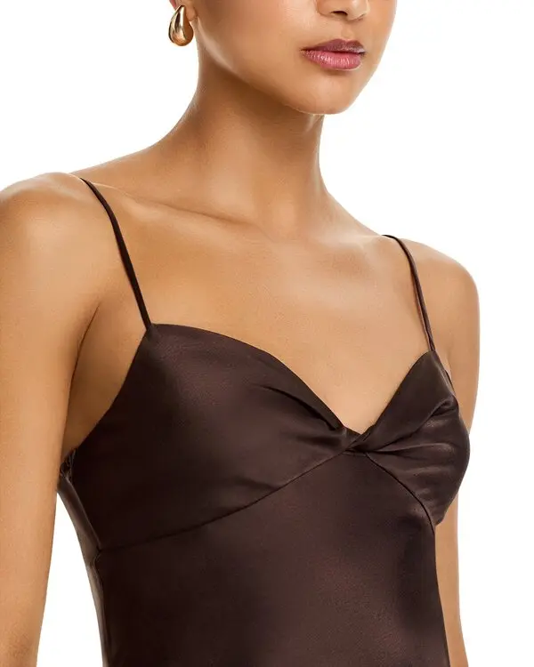 NIA Tripp Top Exclusive - Nutshell