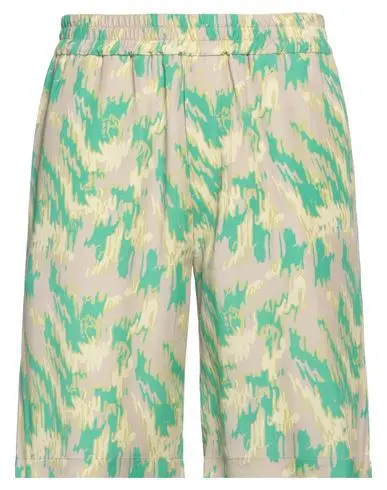 ROBERTO COLLINA Shorts & Bermuda Shorts - Green