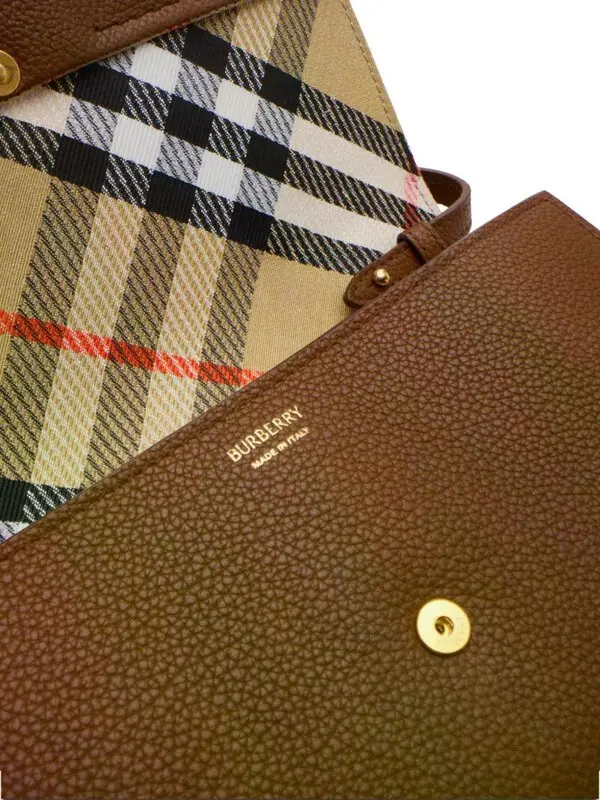 Burberry Cotswolds Wallet - Brown