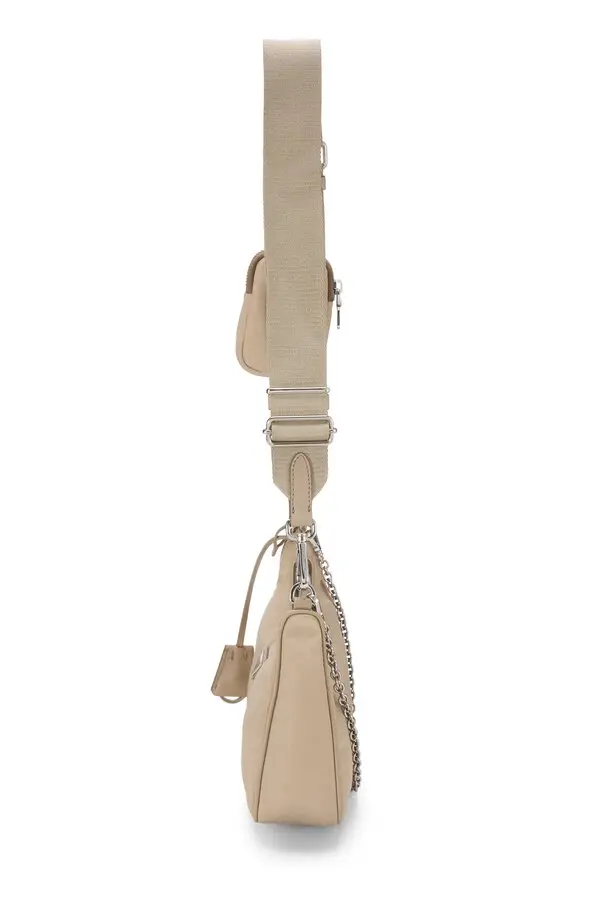 Prada Tessuto Re-edition 2005 Hobo - Beige
