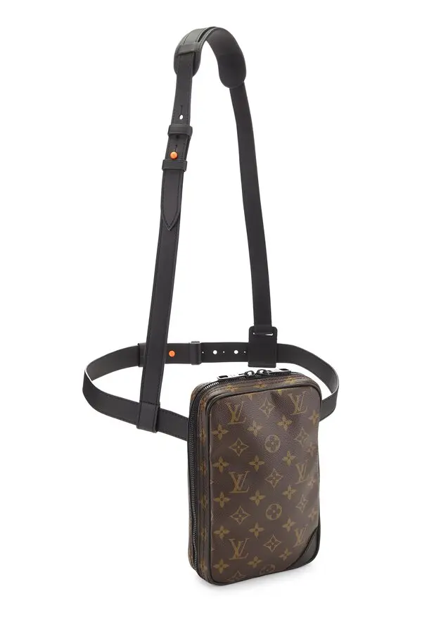 LOUIS VUITTON Monogram Canvas Utility Side Bag - Black