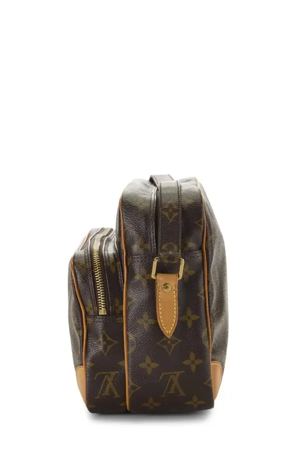 LOUIS VUITTON Monogram Canvas Nile