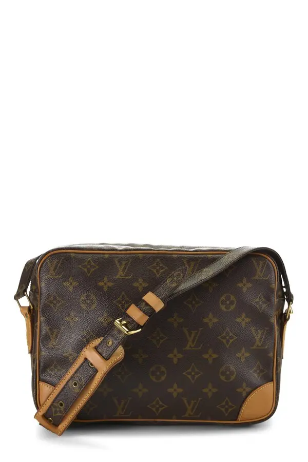 LOUIS VUITTON Monogram Canvas Nile