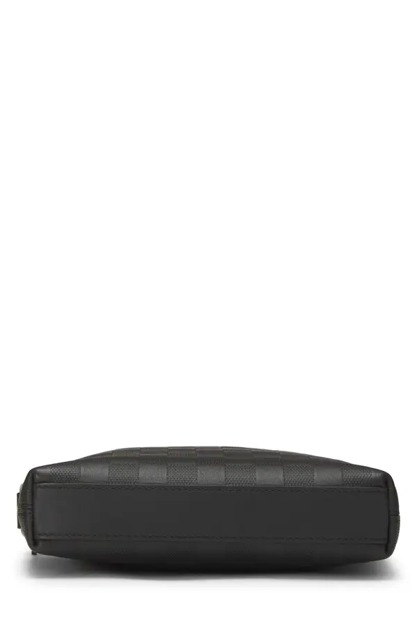 LOUIS VUITTON Damier Infini District Pochette
