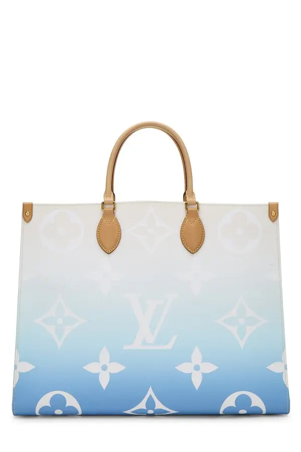 LOUIS VUITTON Monogram Giant The Pool On The Go Tote
