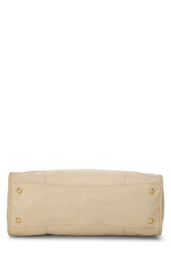 Prada Vitello Daino Convertible Zip Handbag